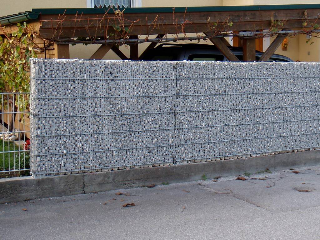 Gabionenzaun S (mit Fußplatte) 10cm bei Steinakzente.de kaufen